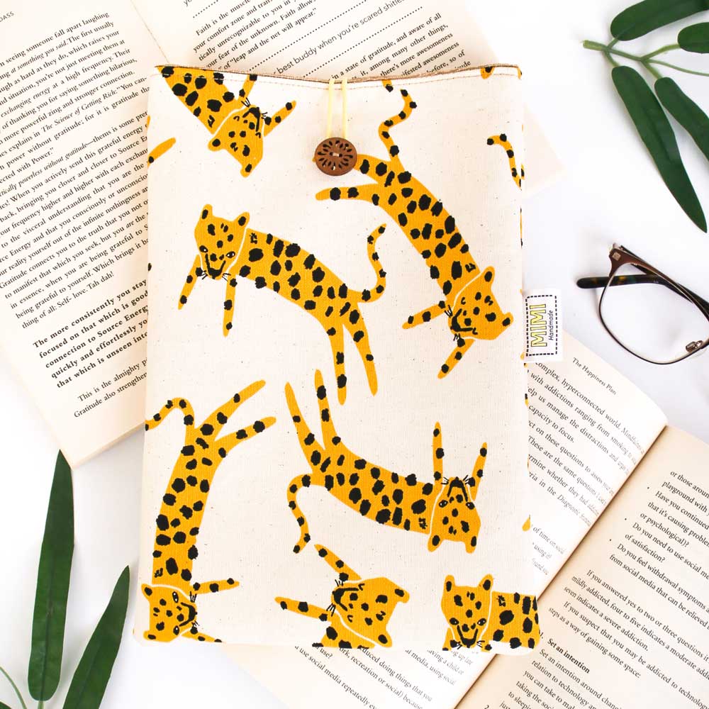 Buy Book Sleeve Cheetah Print – Padded Travel Cover – MIMI Handmade Baskets